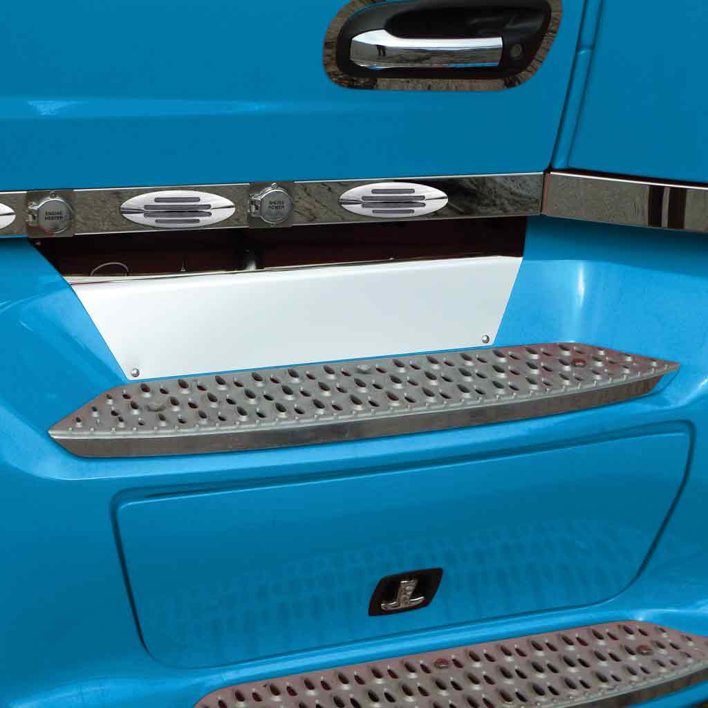 Buy Peterbilt 579 Front Step Trim - Enhance Your Rig's Look